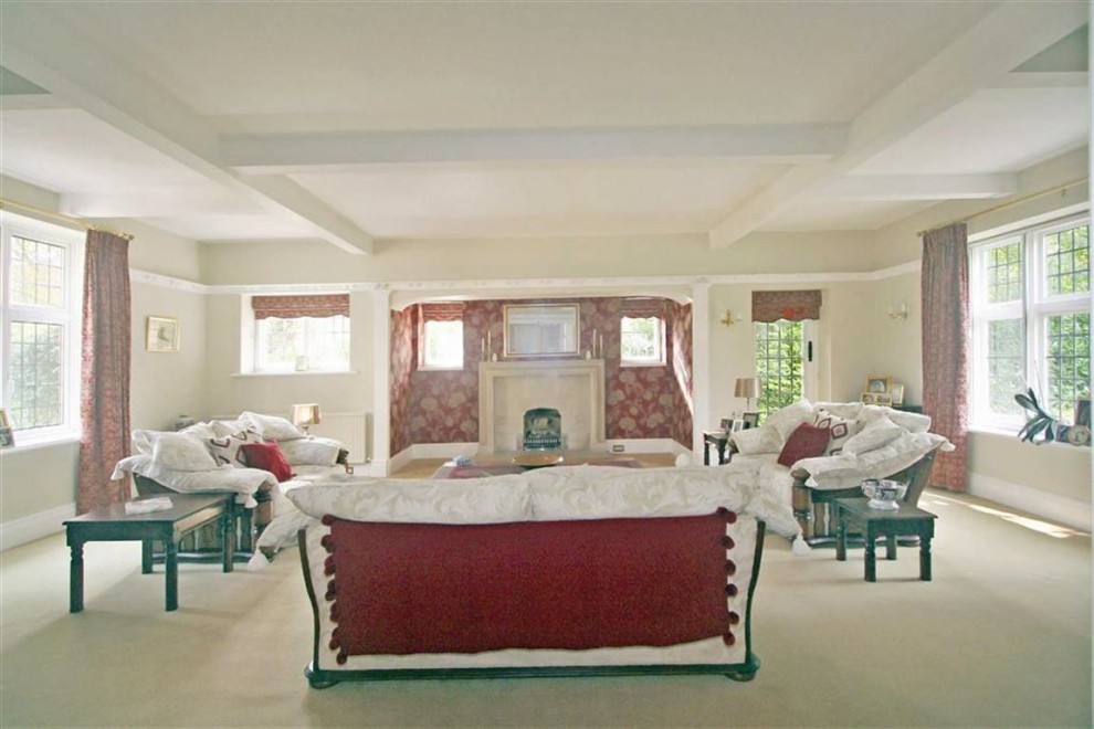 7 bedroom House - Detached for sale in Webb Estate, West Purley