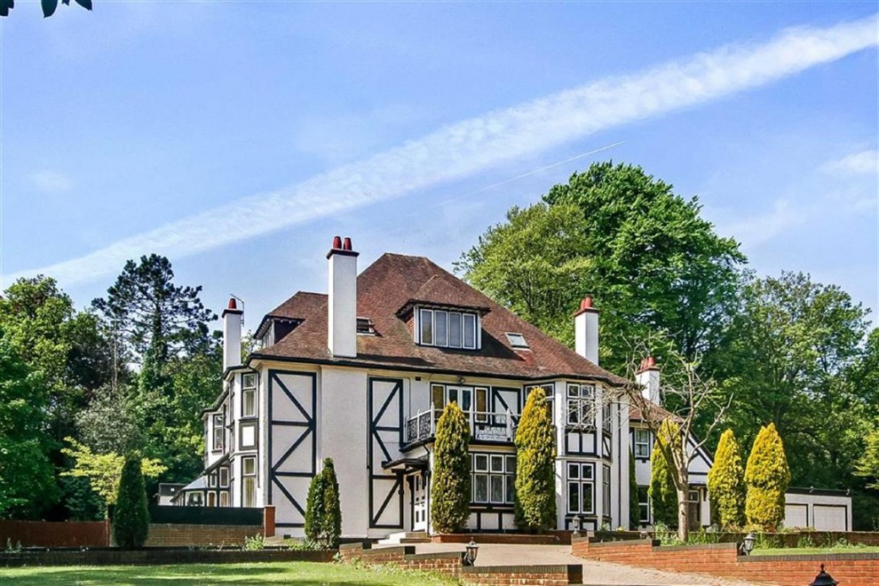 10 bedroom House - Detached for sale in Webb Estate, West Purley